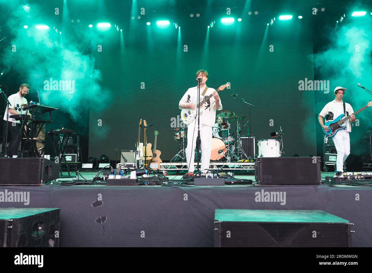 DJANGO DJANGO band a joué sur scène Lovell lors du Blue Dot Festival ...
