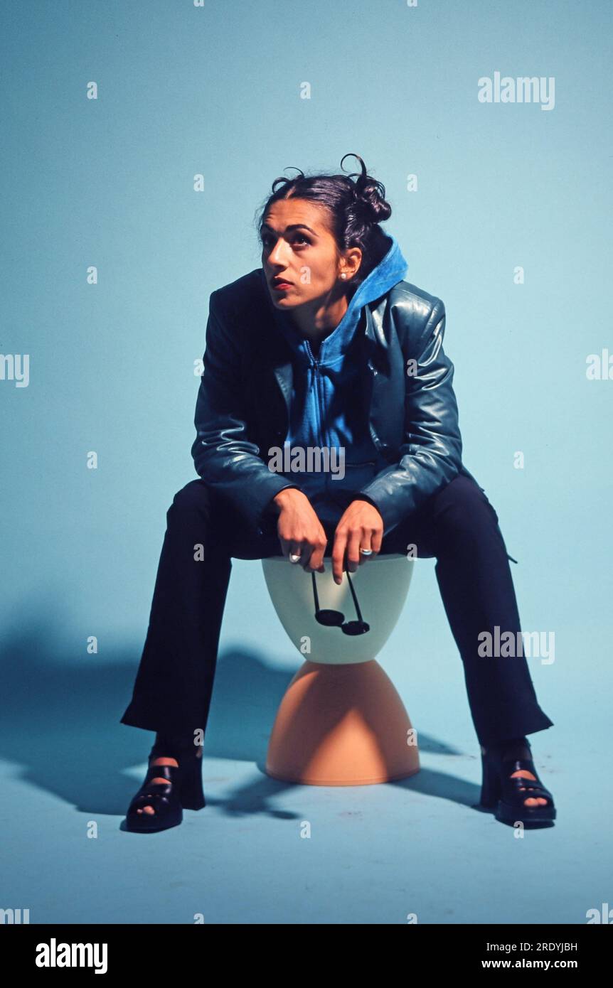 Deutsch türkische schauspielerin Banque de photographies et d’images à ...