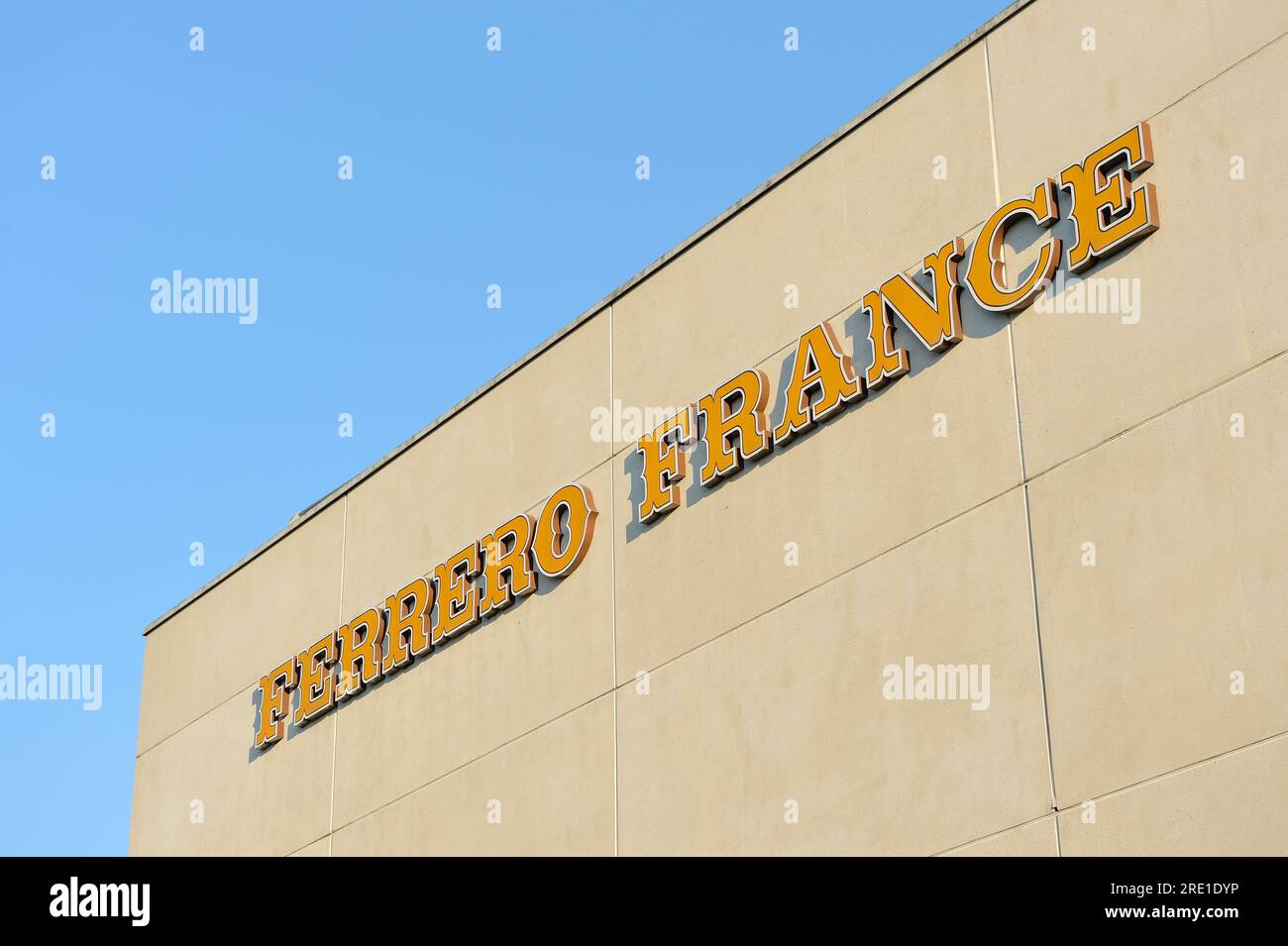 Logo ferrero rocher Banque de photographies et d’images à haute ...