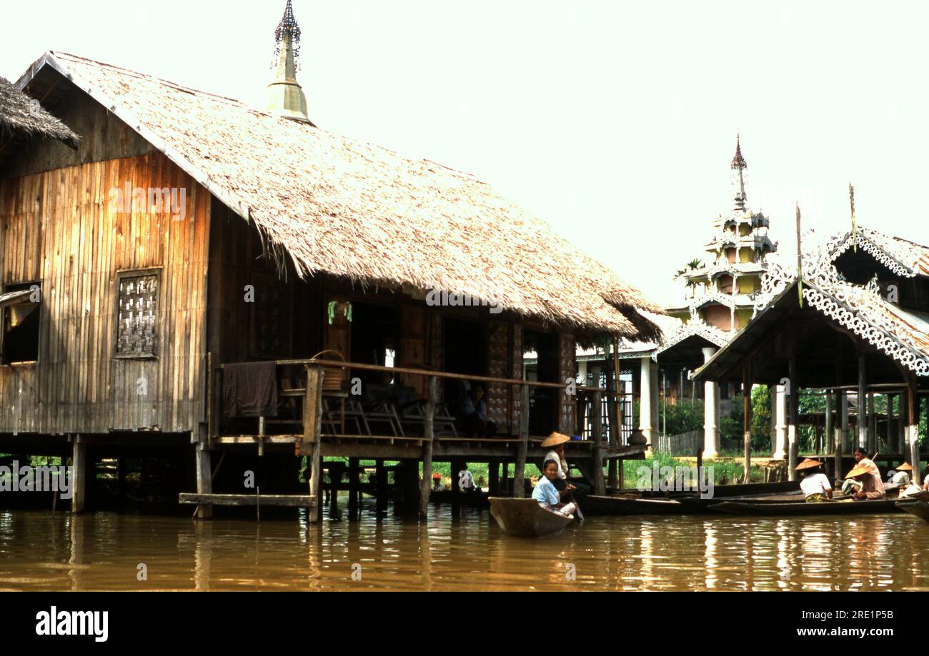 Wat pho 1995 Banque de photographies et d’images à haute résolution - Alamy