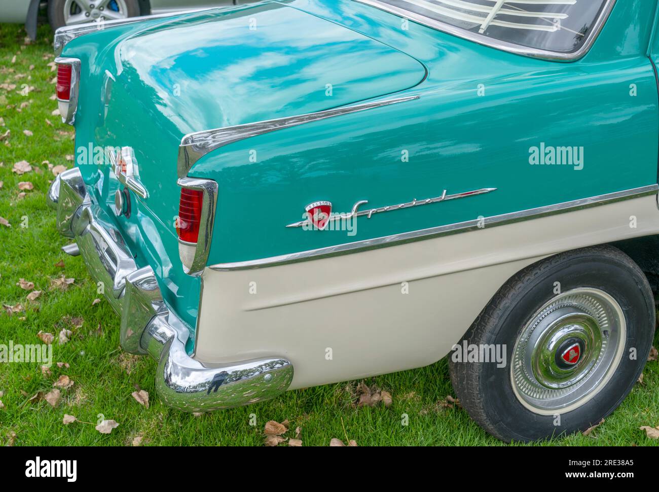 Fe holden Banque de photographies et d’images à haute résolution - Alamy