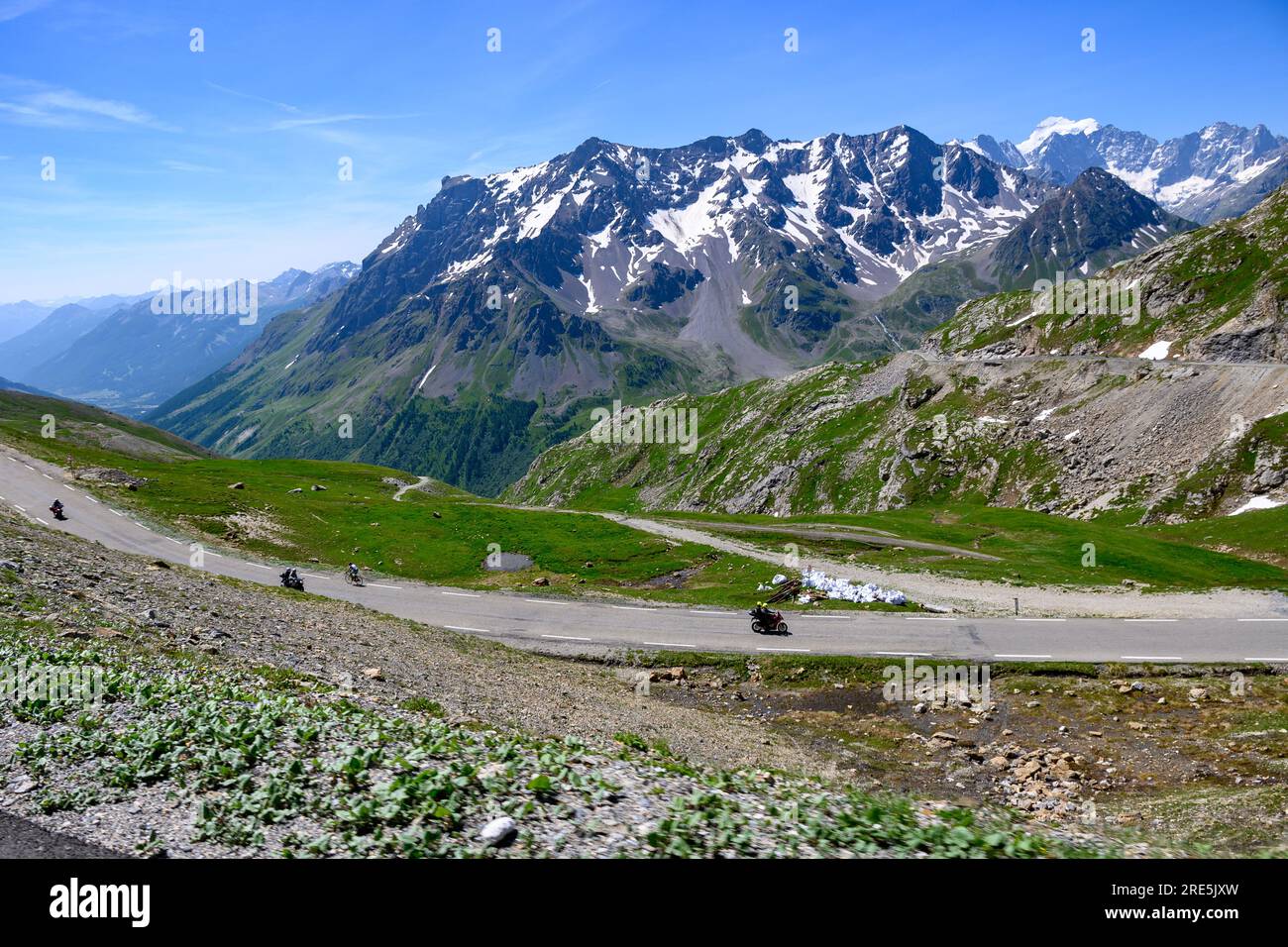 Col du calibre Banque de photographies et d’images à haute résolution ...