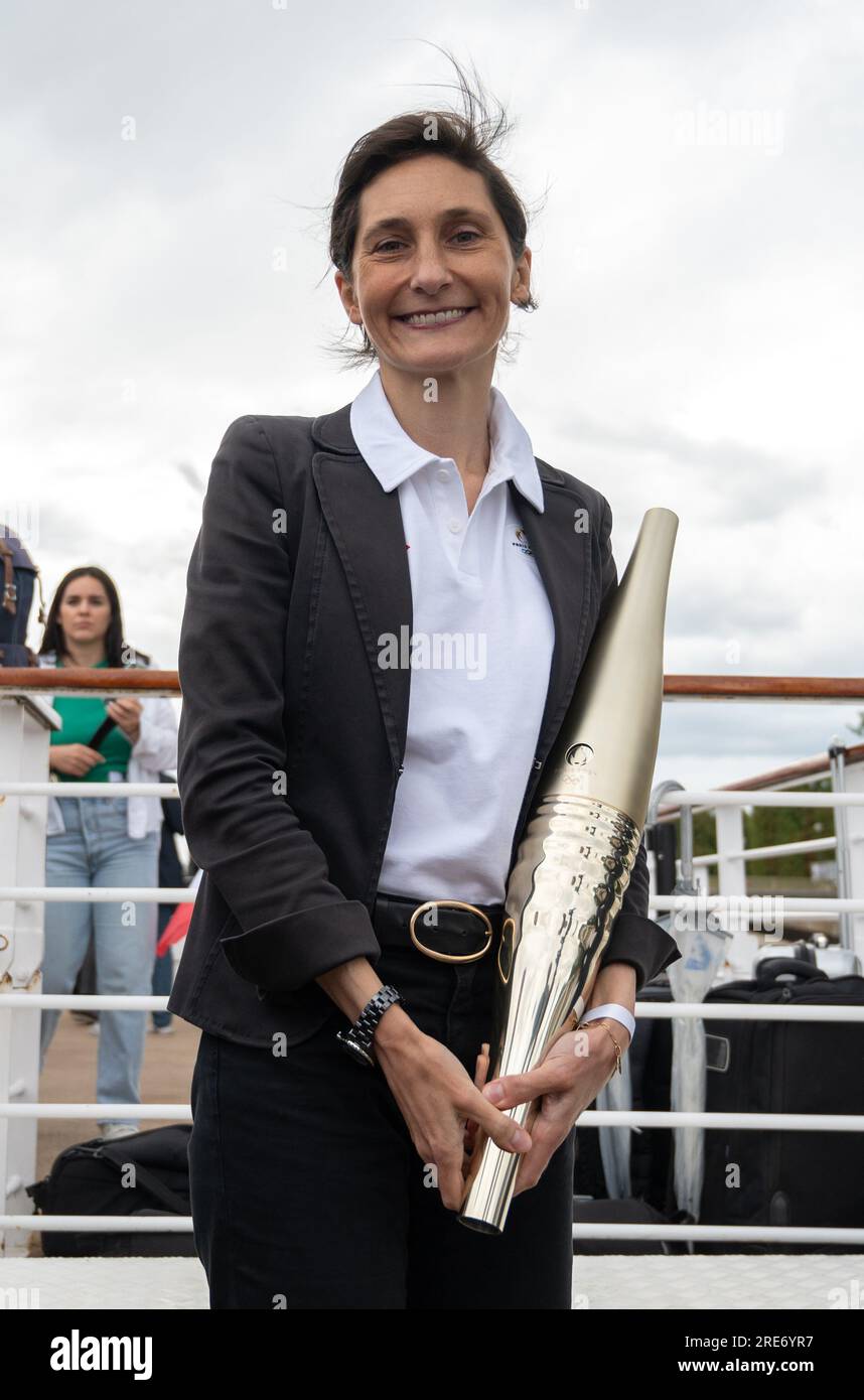 Amelie oudea castera Banque de photographies et d’images à haute ...