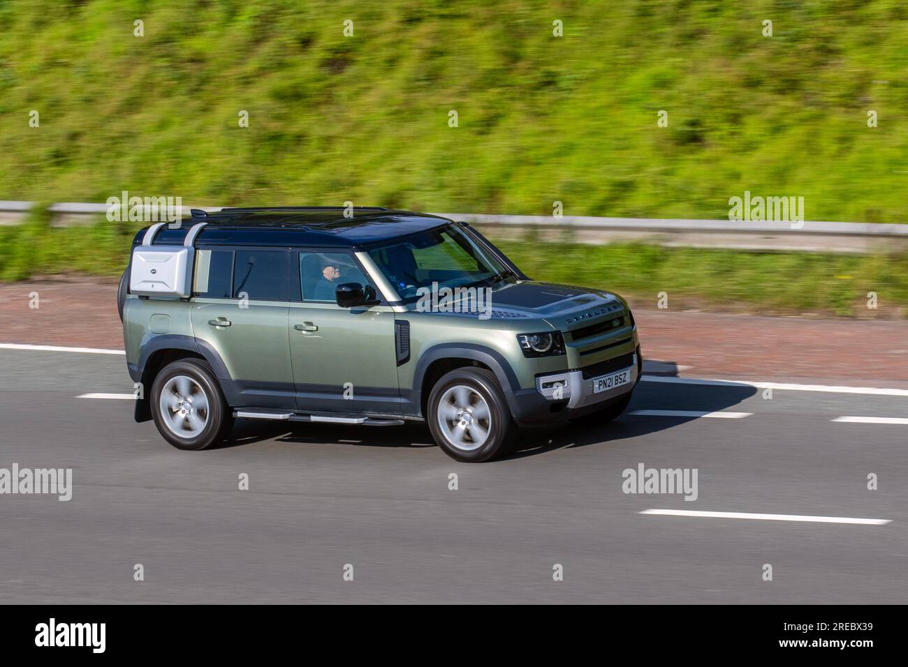 2021 Green Land Rover Defender First Ed D Mhev Auto D250 AWD MHEV 48V ...