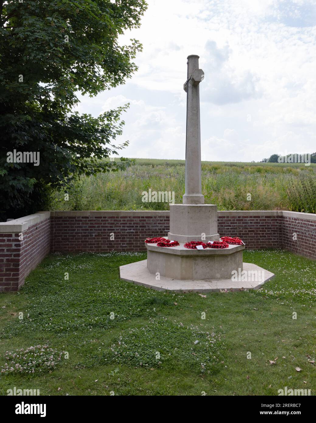 Devonshire cemetery Banque de photographies et d’images à haute ...