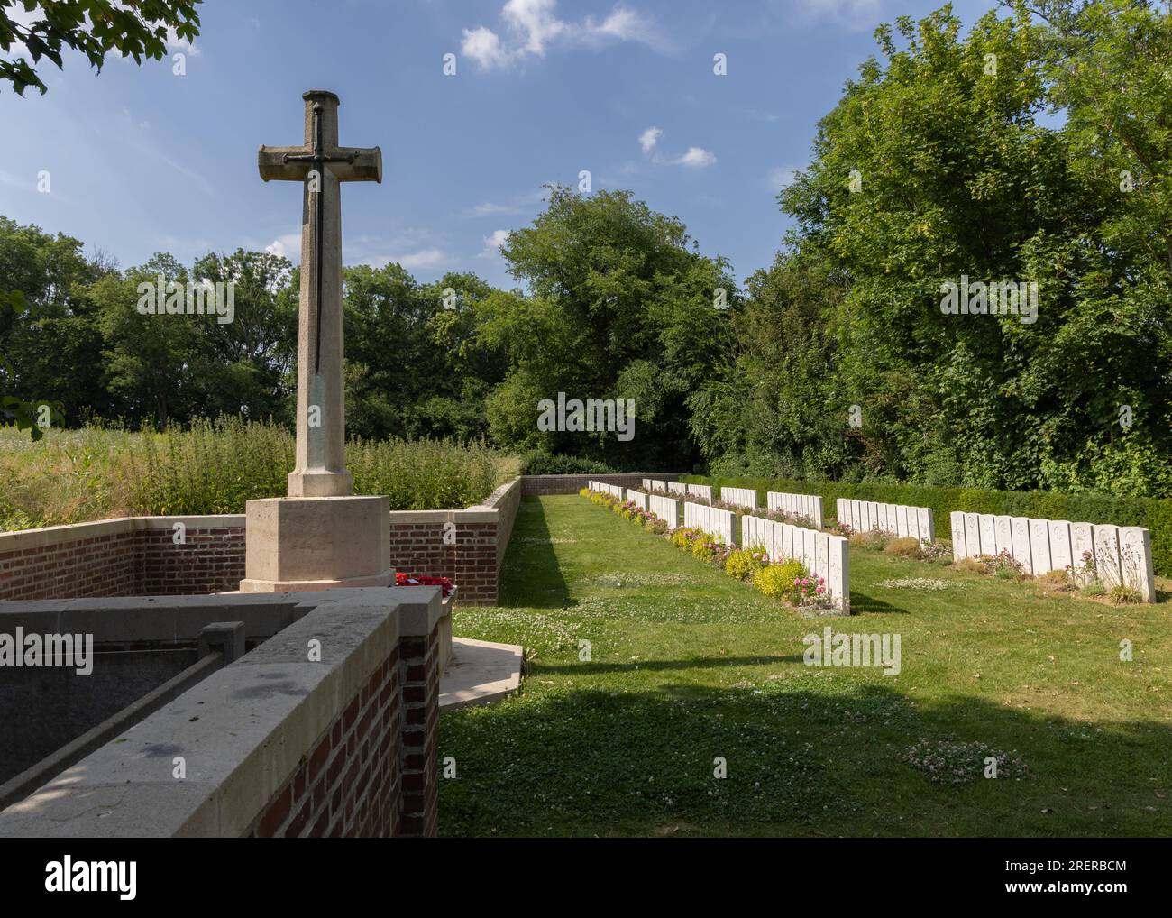 Devonshire trench cemetery Banque de photographies et d’images à haute ...