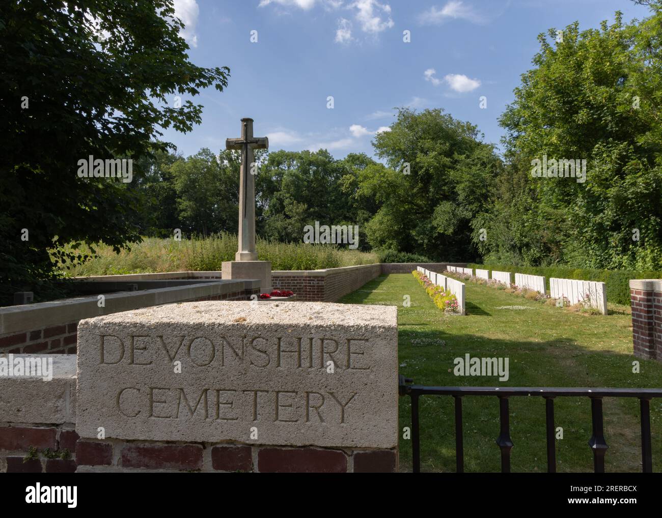 Devonshire cemetery Banque de photographies et d’images à haute ...