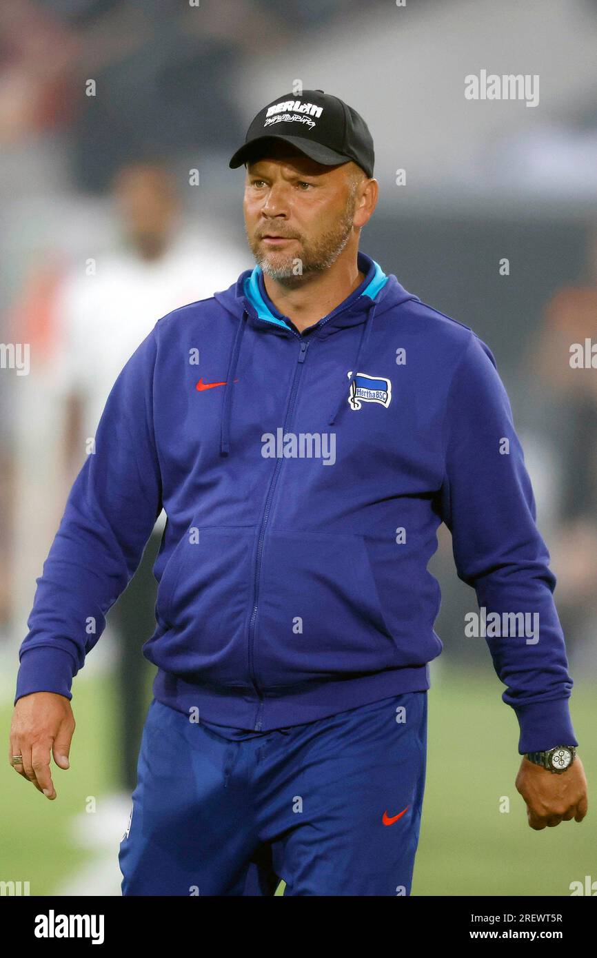 Düsseldorf, Deutschland, 2. Fussball Bundesliga saison 2023 / 2024 1 ...