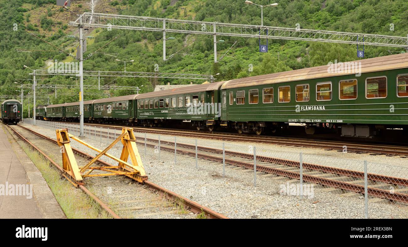 Flam flamsbana ligne de chemin de fer flam Banque de photographies et d ...
