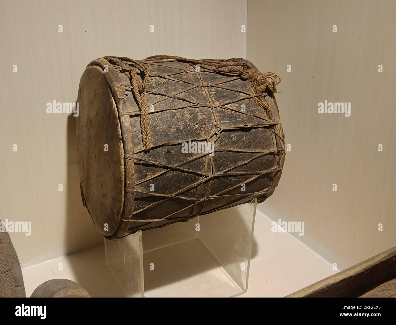 Dhol drums Banque de photographies et d’images à haute résolution - Alamy