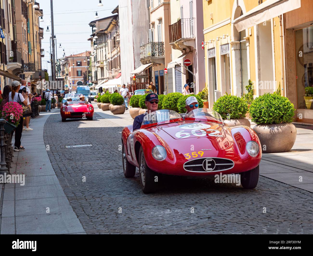 Ermini 357 sport Banque de photographies et d’images à haute résolution ...