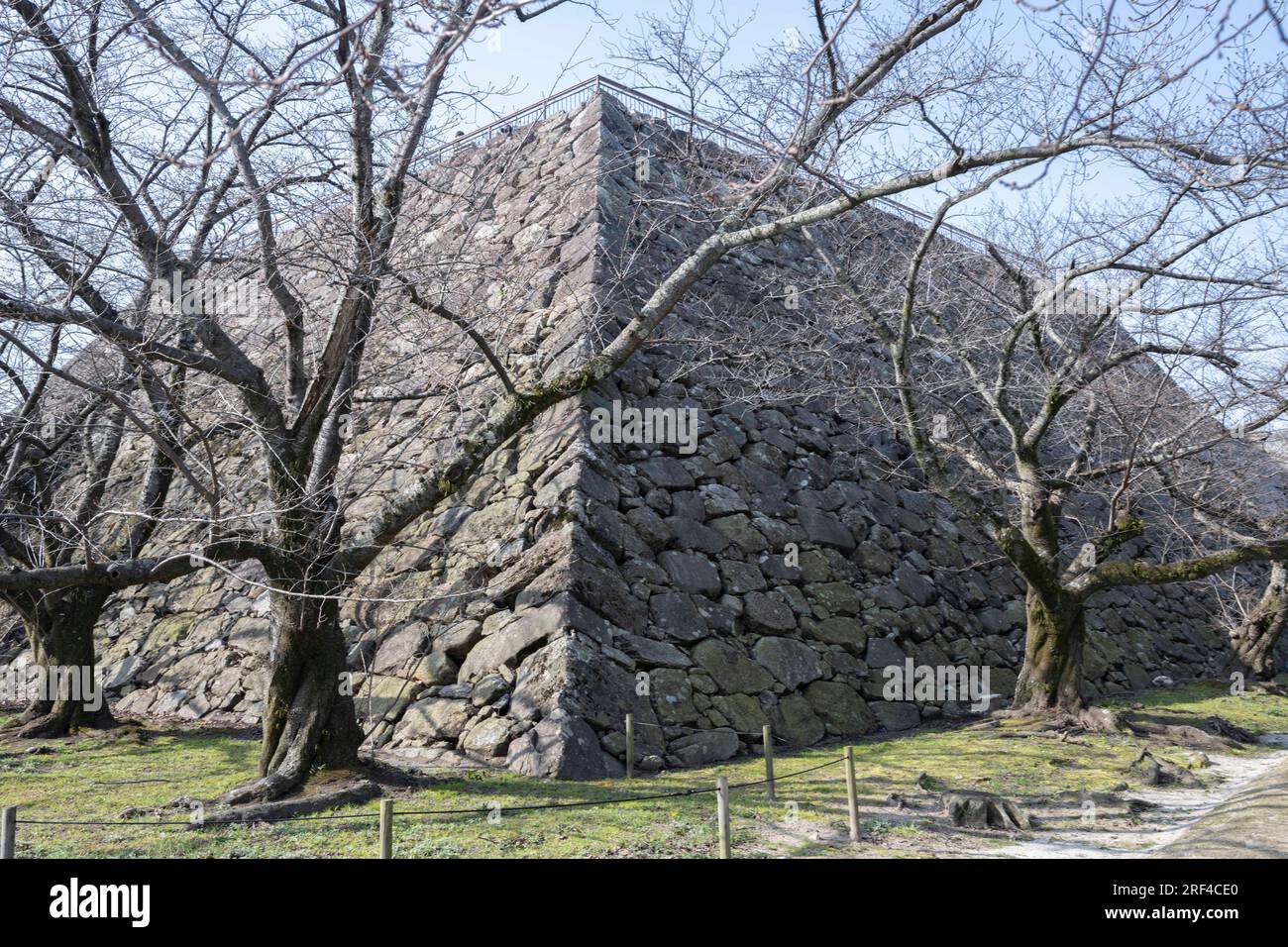 Fukuoka, Japon. 11 mars 2023. Vues des ruines du château de Fukuoka (ç ...