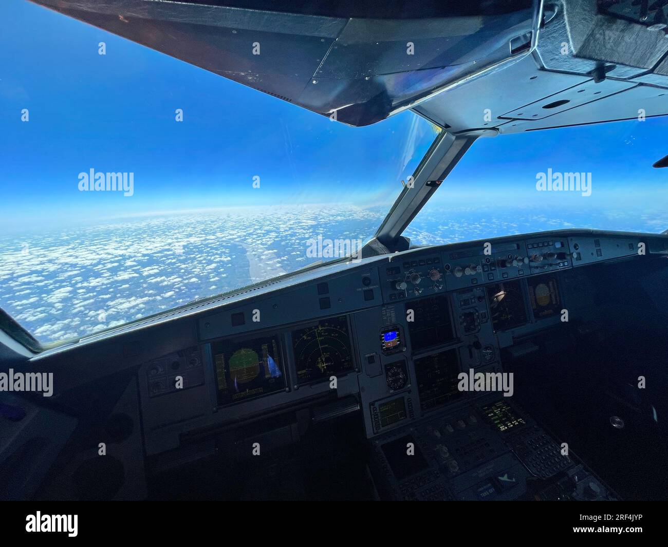 Cockpit Airbus d'un a320 en vol. Cet avion moderne de vol par fil bien ...