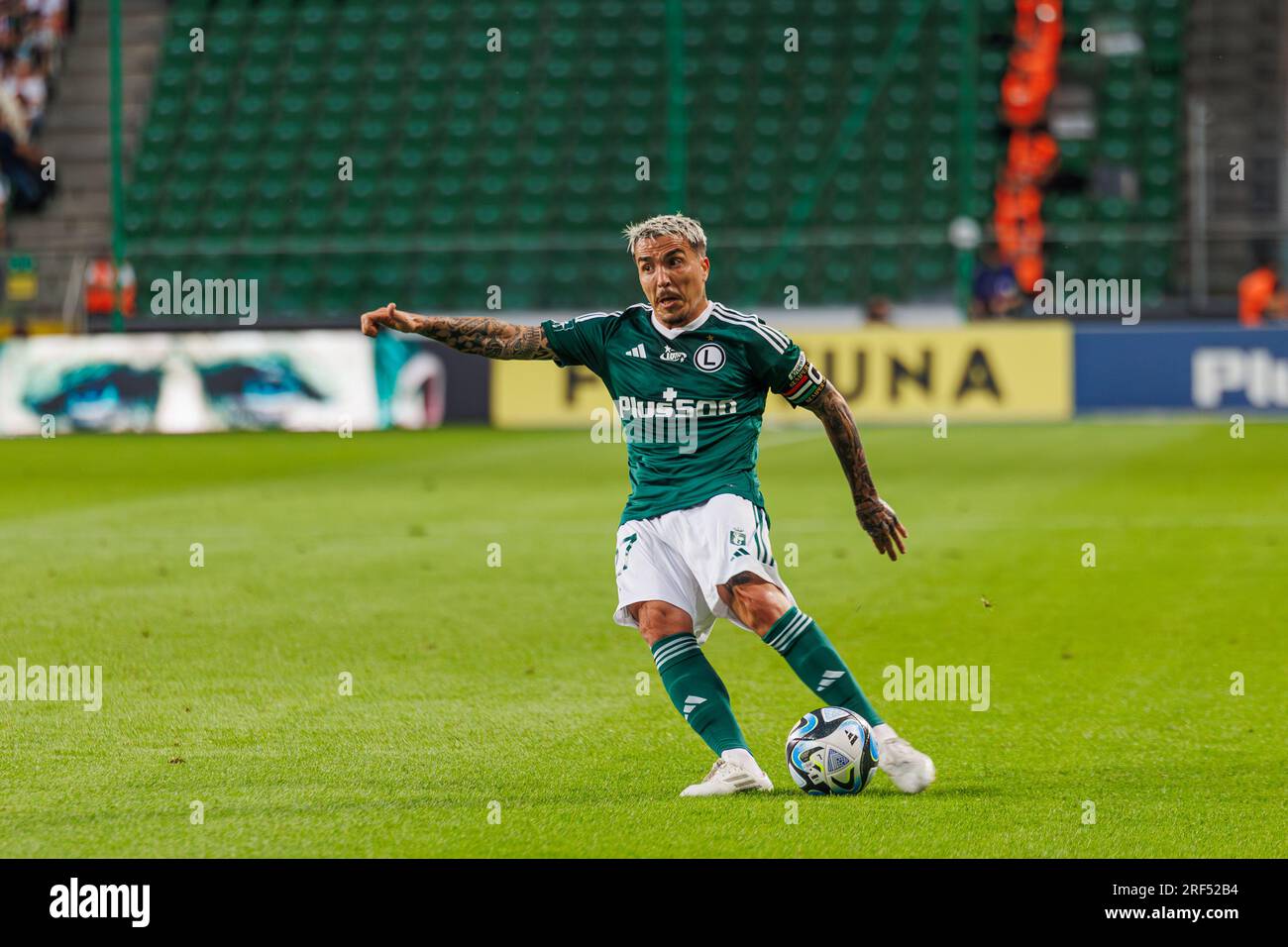Josue Pesqueira lors du match PKO BP Ekstraklasa 2023/24 entre Legia ...