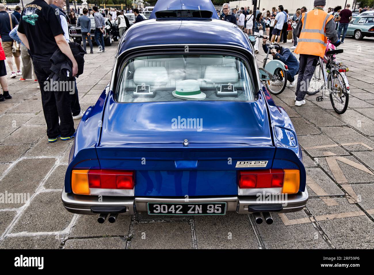 Paris, France. 30 juillet 2023. Citroën DS 23 custom présentée lors de ...