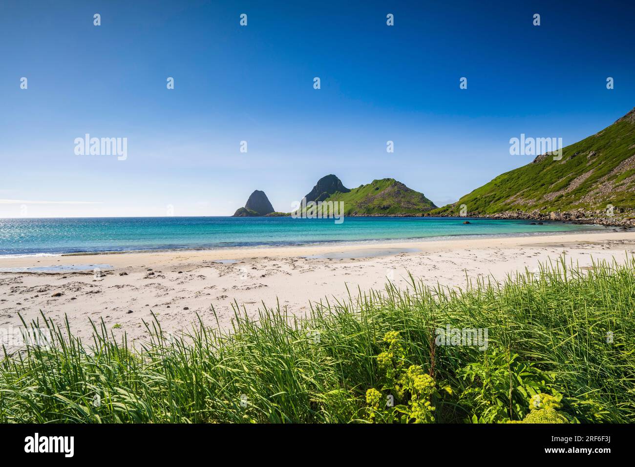 Nykvag langoya island Banque de photographies et d’images à haute ...