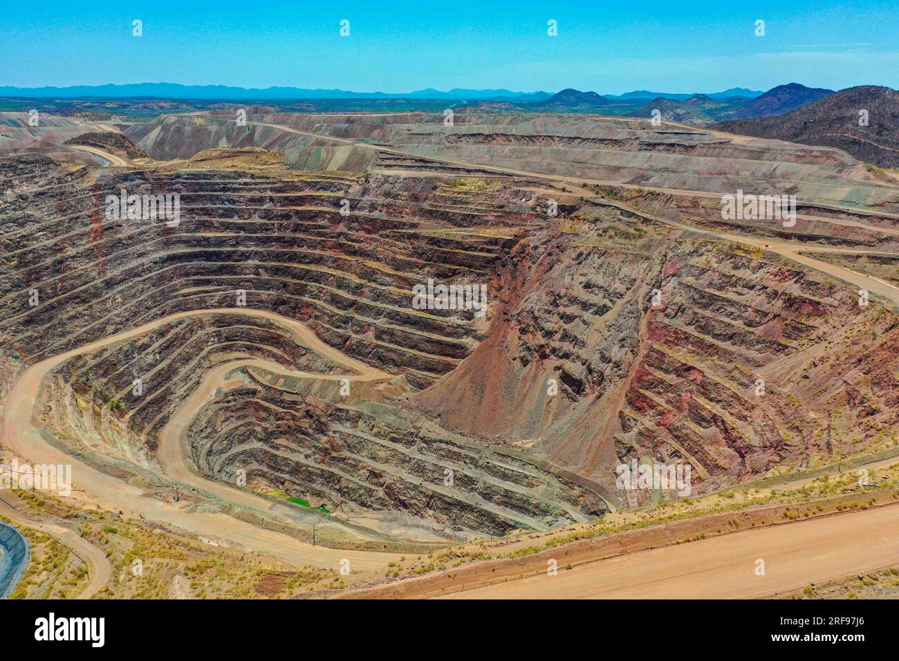 Zones d'exploitation et processus d'une mine à ciel ouvert dans une mine d'or à Sonora, au ...