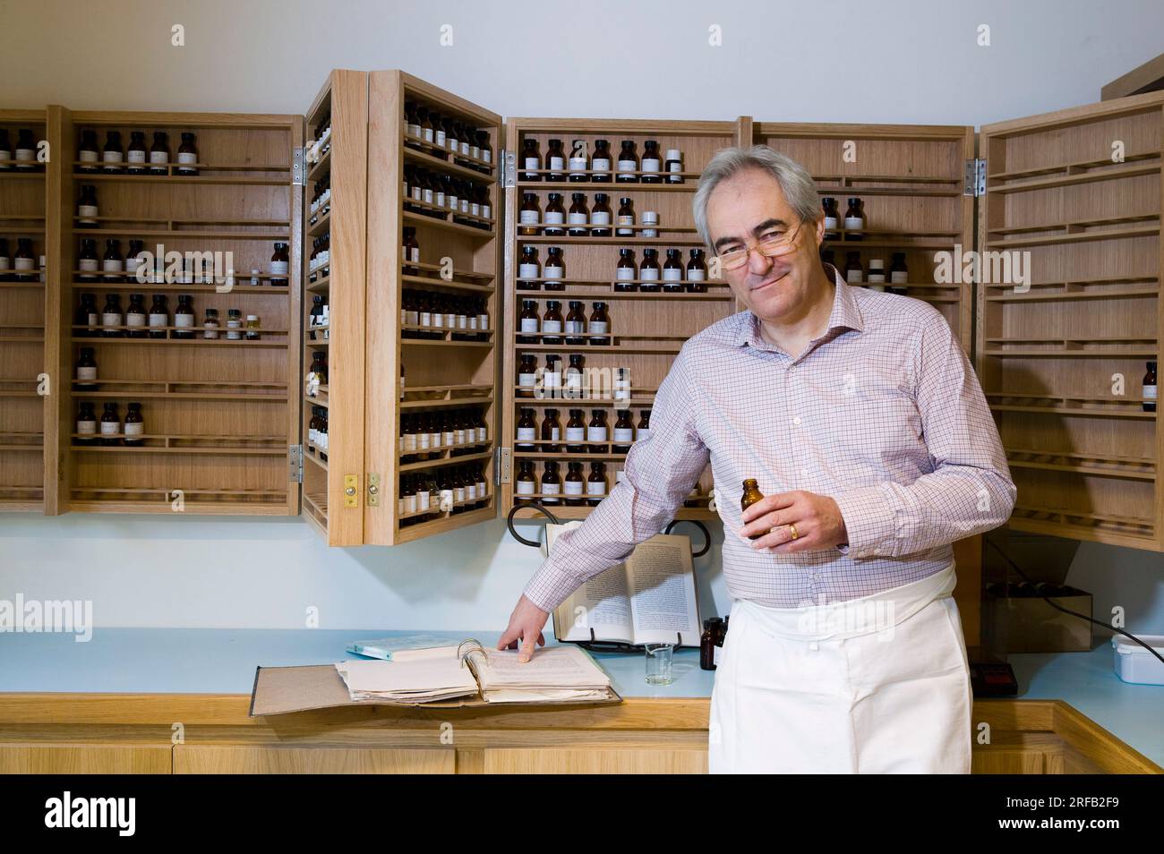 Mark constantine Banque de photographies et d’images à haute résolution ...