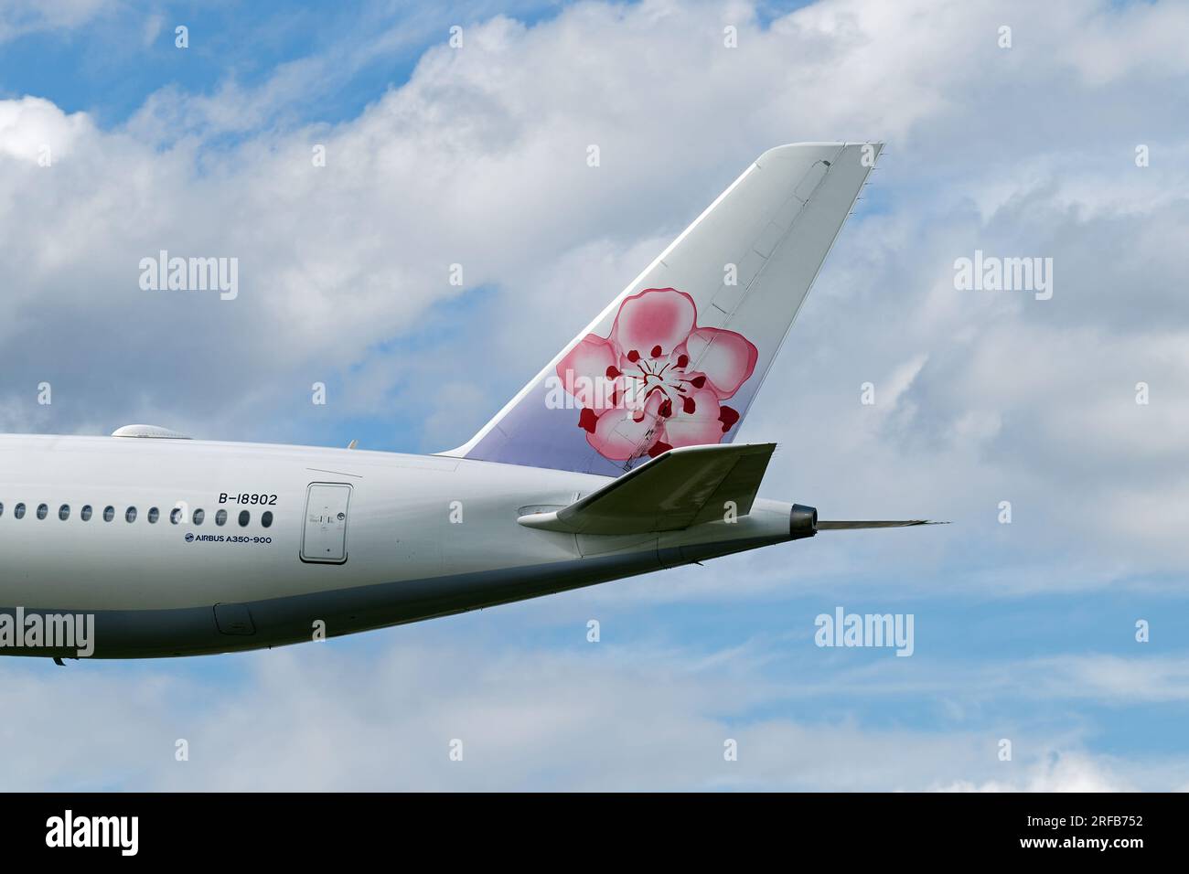 Avion de fleurs Banque de photographies et d’images à haute résolution ...