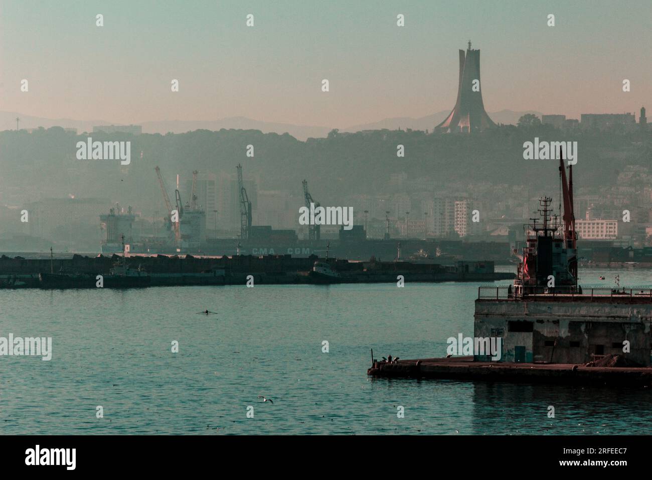 Algeria algiers port Banque de photographies et d’images à haute ...