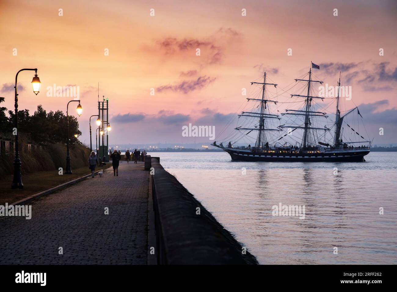 Belem, trois mâts barque Banque de photographies et d’images à haute ...