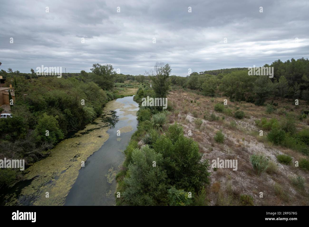 3 août 2023, Alt EmpordÃ, Gérone, Espagne : la rivière FluviÃ est vue ...