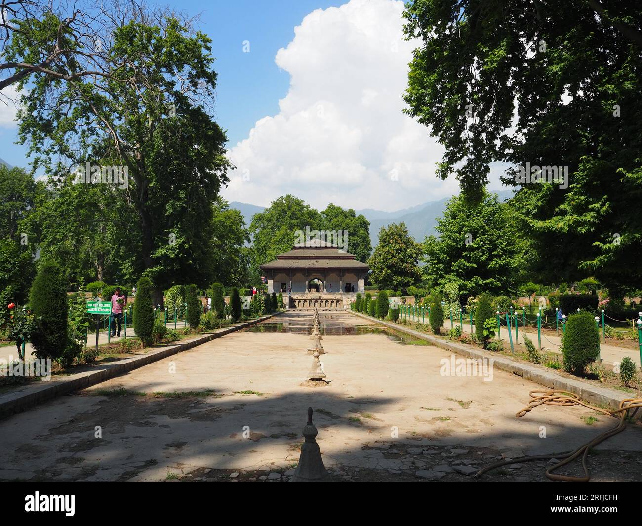 Shalimar bagh Banque de photographies et d’images à haute résolution ...