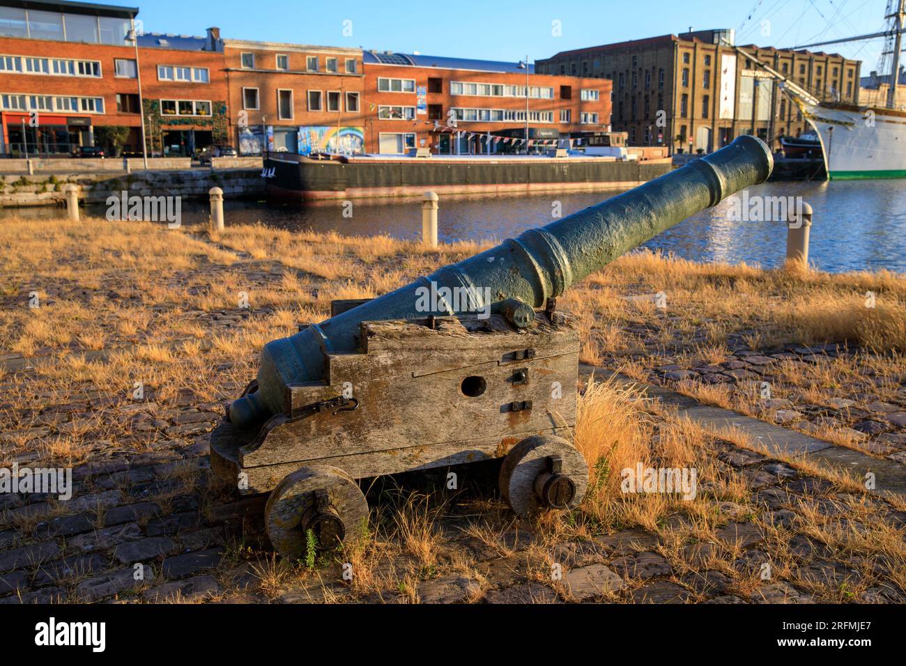 Port dunkerque ancien Banque de photographies et d’images à haute ...