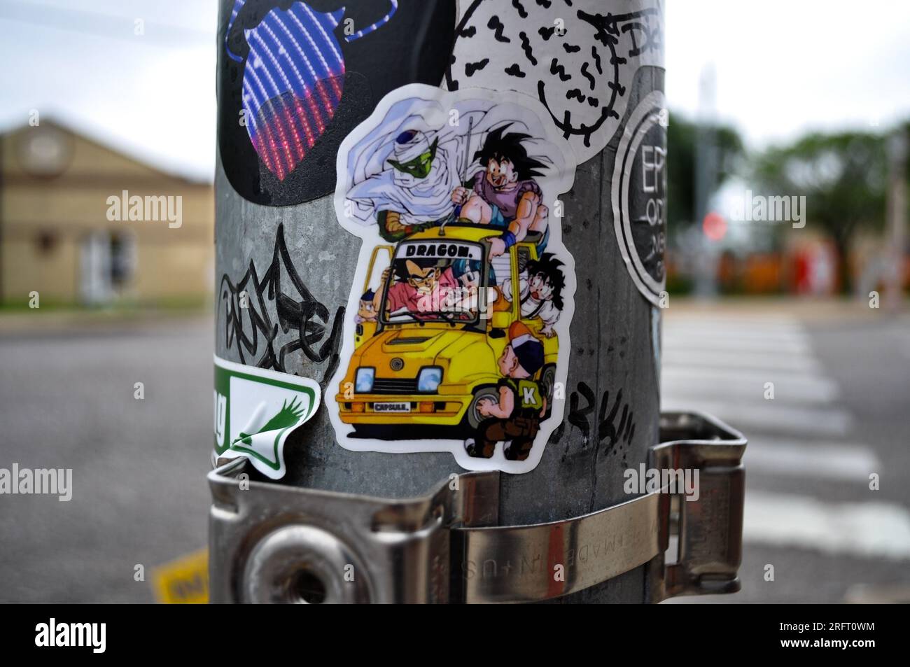 Stickers vandalism street Banque de photographies et d’images à haute ...