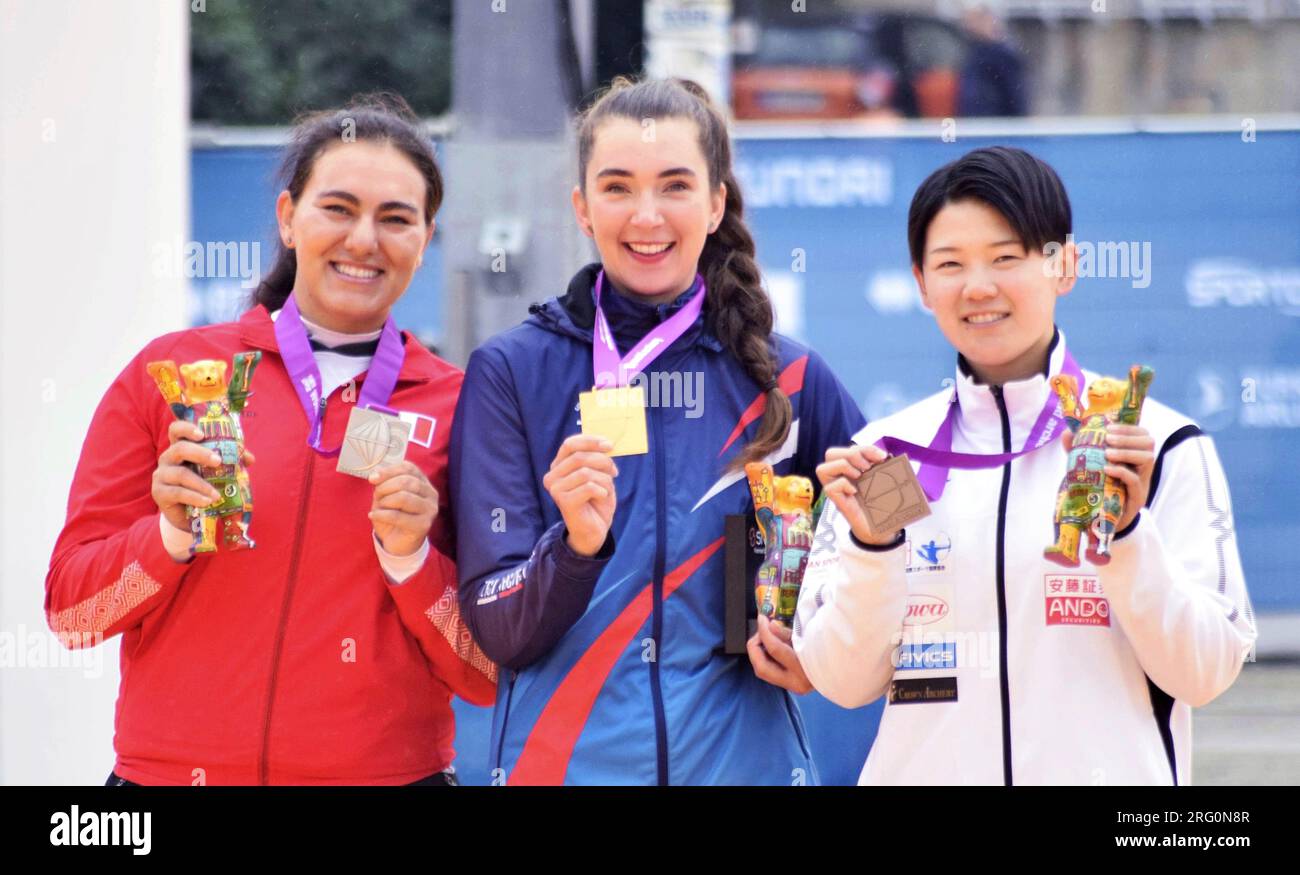 (L-R) Alejandra Valencia of Mexico, silver, Marie Horackova of Czech ...