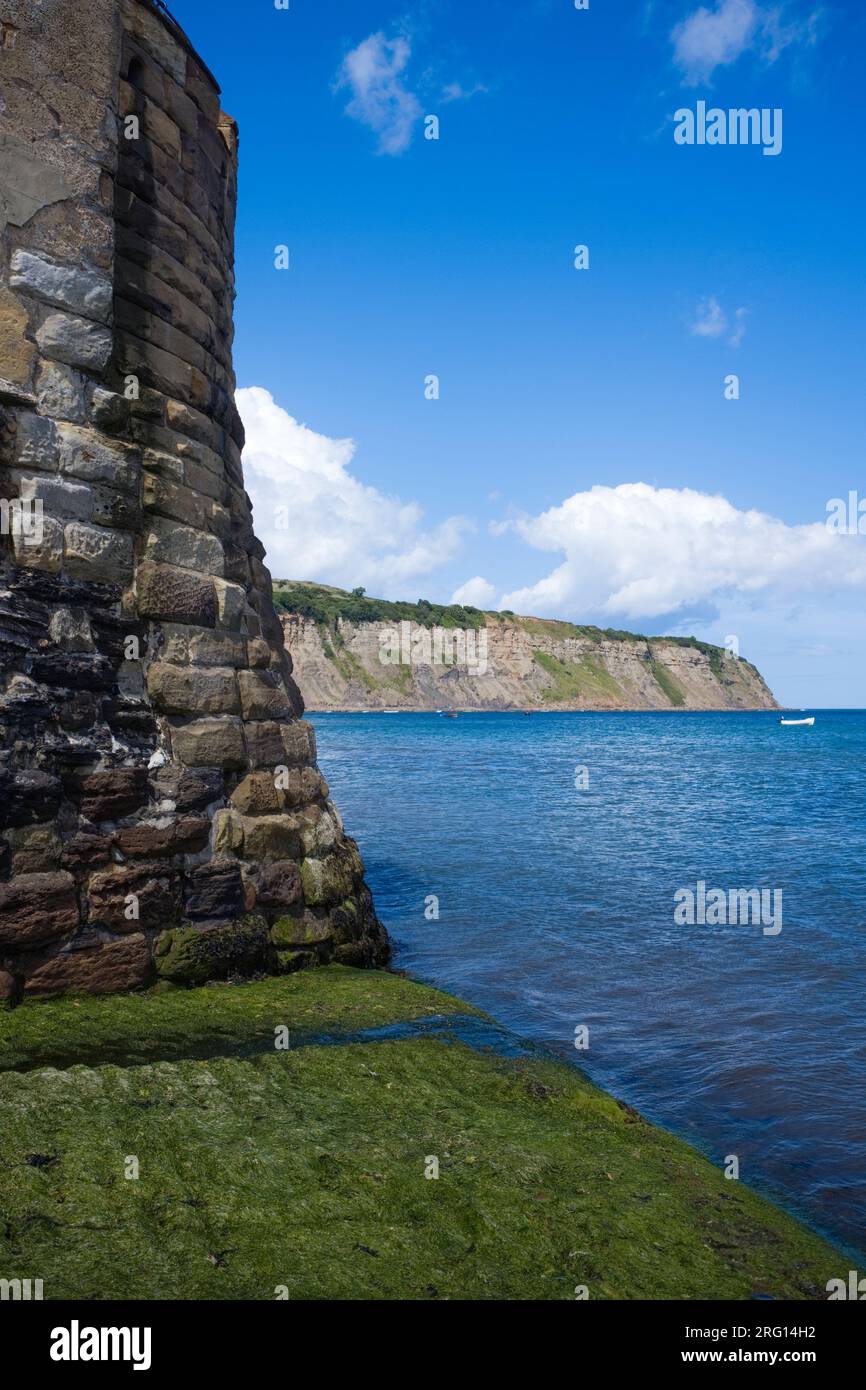 Hautes falaises côtières Banque de photographies et d’images à haute ...
