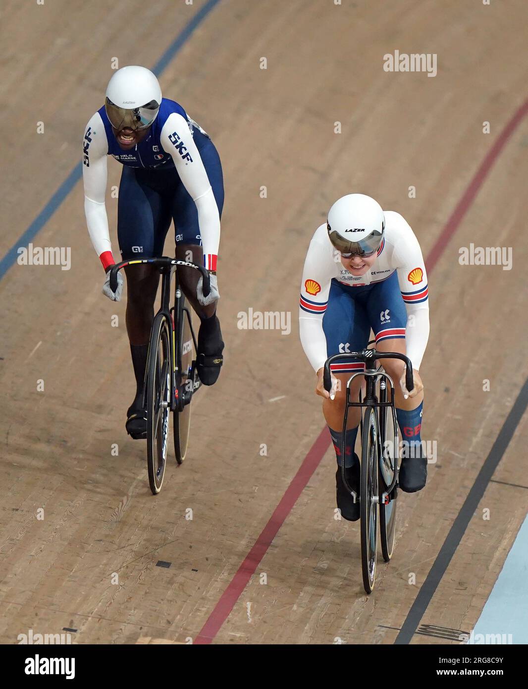 Sophie Capewell (à droite) et la française Taky Kouame dans le Sprint ...