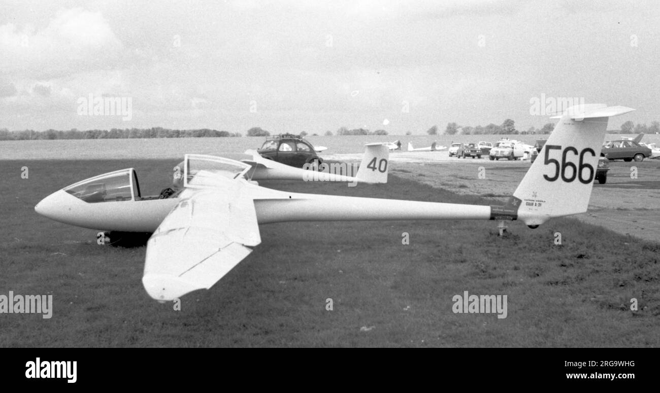 Caproni-Vizzola A-21 Calif '566', 2 places avion de haute performance ...