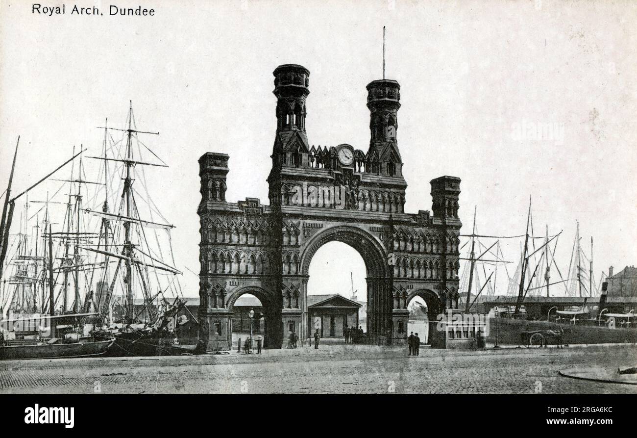 La Royal Arch ou Victoria Arch est une structure érigée à Dundee, en ...