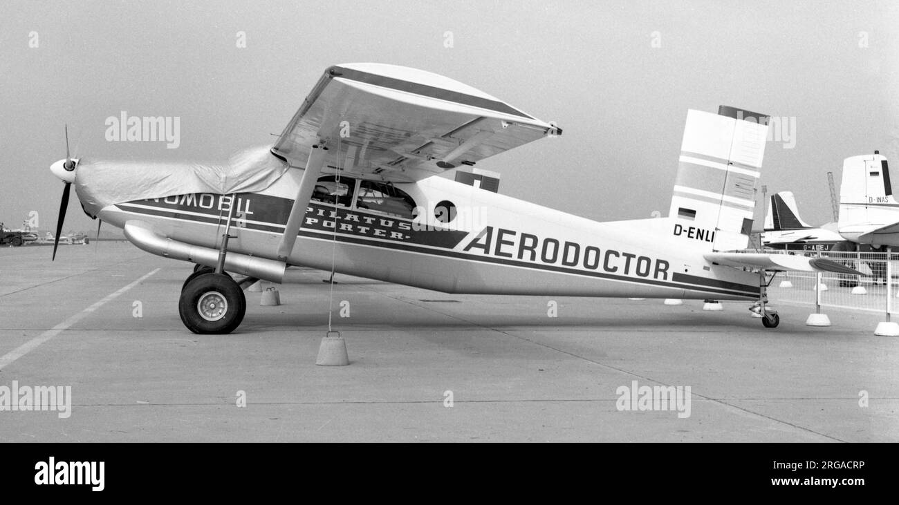 Pilatus pc 6 porter aircraft Banque d'images noir et blanc - Alamy