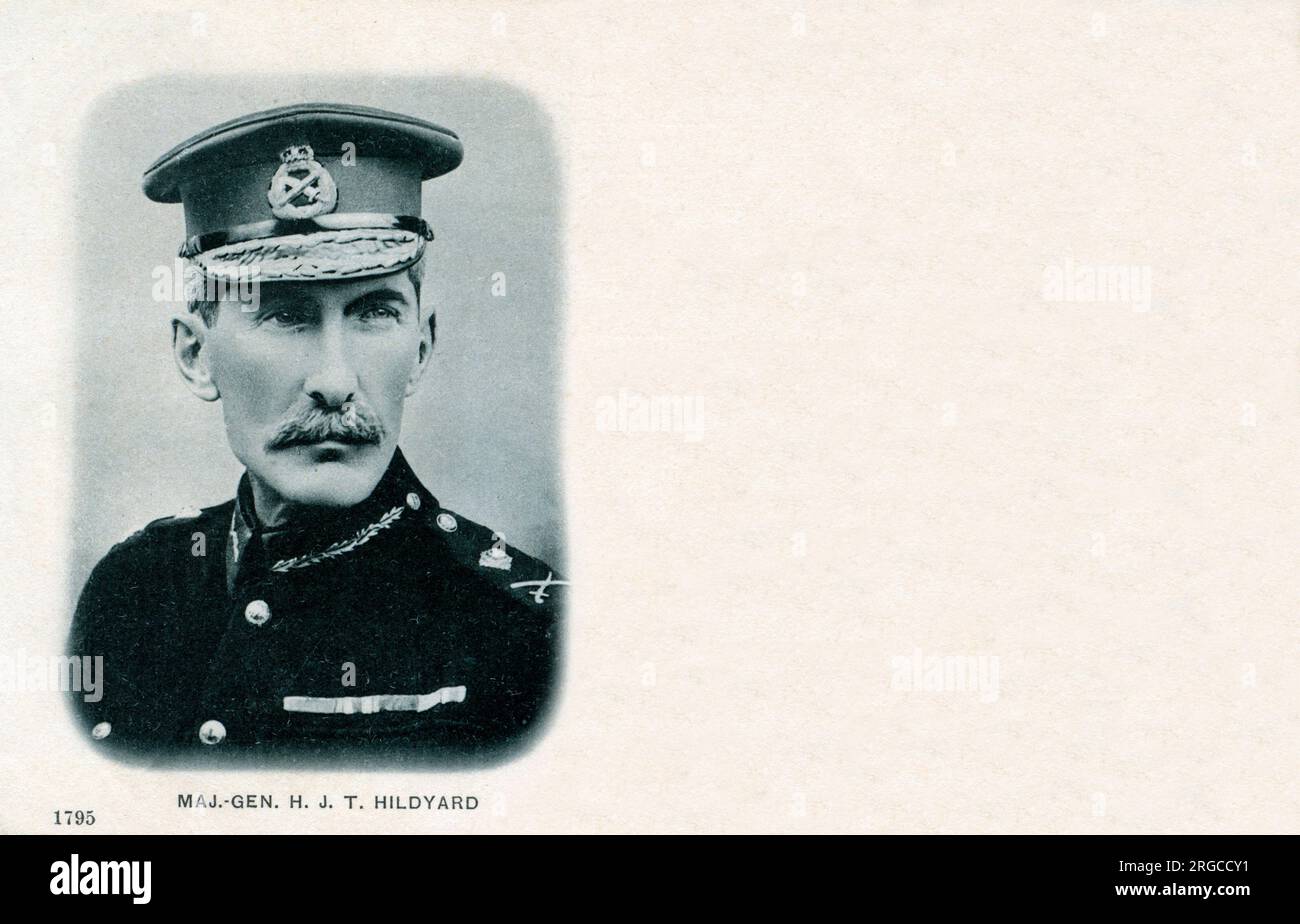 Le général Hildyard a commencé son service en uniforme en tant qu ...