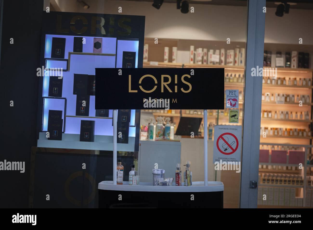 Logo loris Banque de photographies et d’images à haute résolution - Alamy