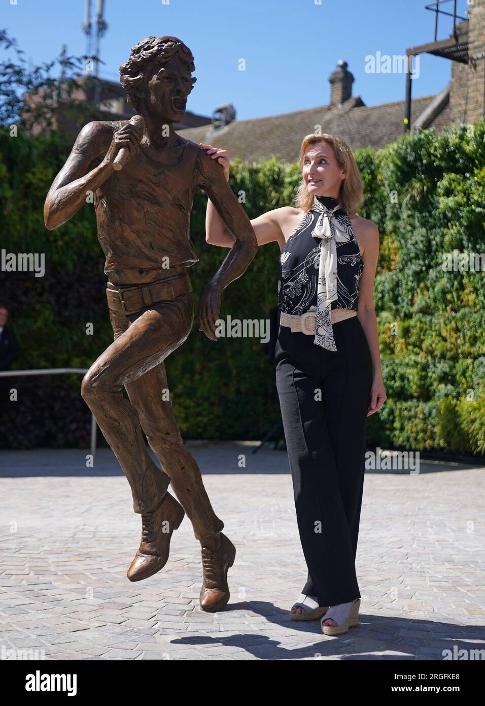 'The Glimmer Twins', une statue des Rolling Stones Sir Mick Jagger et ...