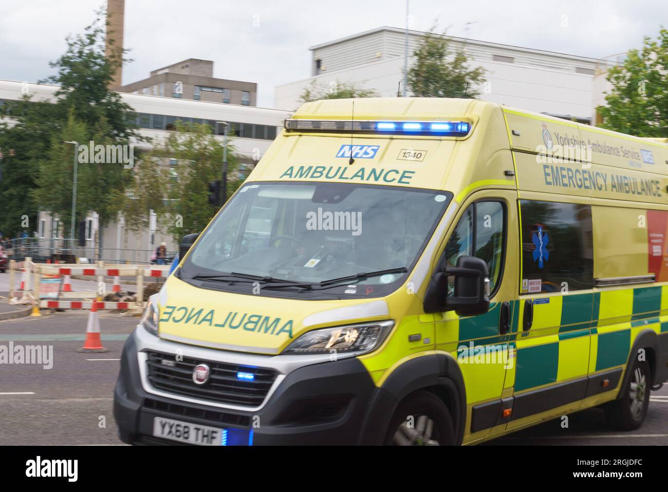 Yorkshire ambulance Banque de photographies et d’images à haute ...