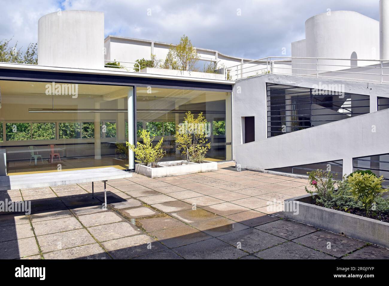 Villa Savoye, un chef-d'œuvre du mouvement moderne, architecte le ...