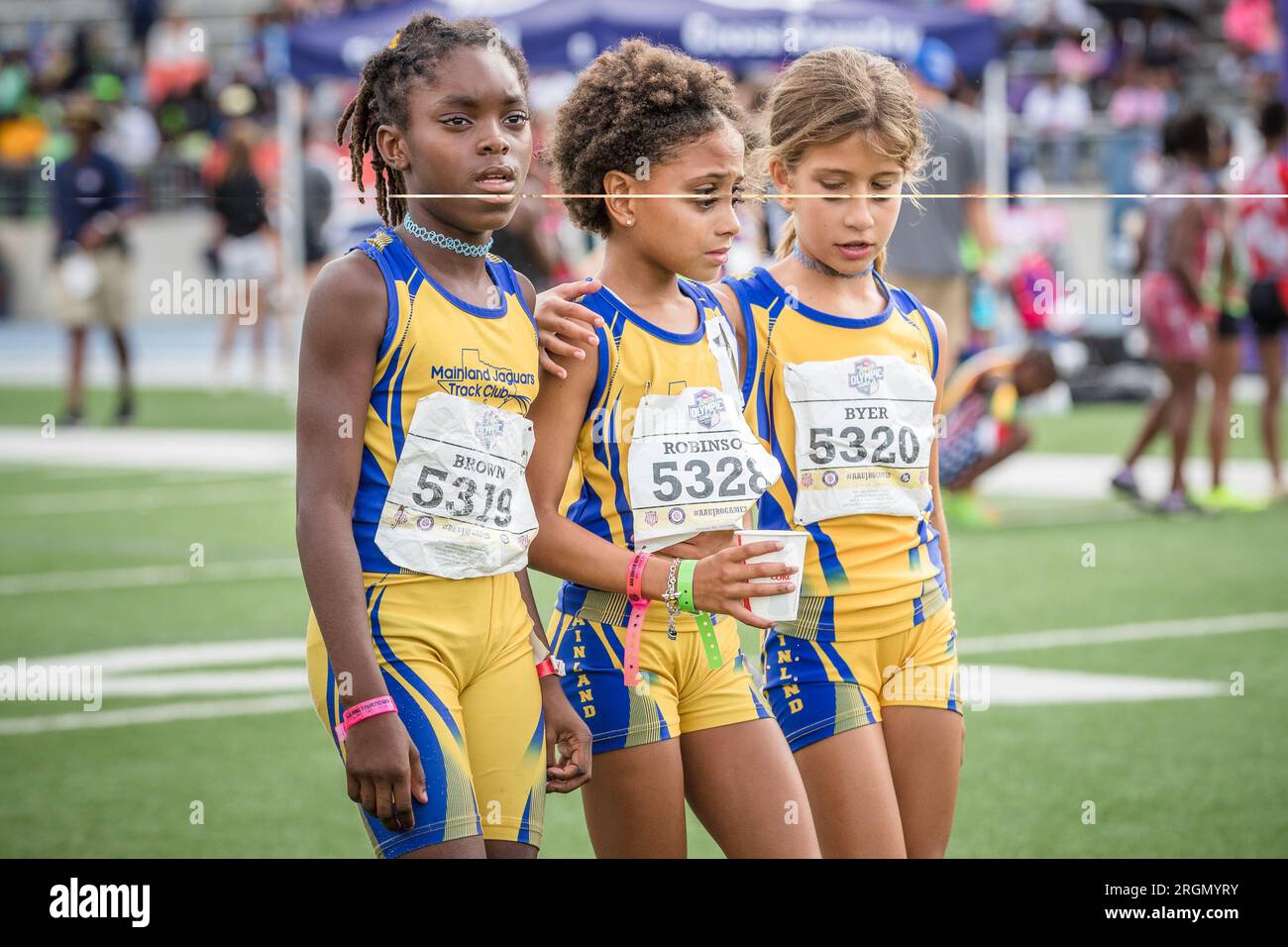 2 août 2023 : de gauche à droite, Cheyenne Brown, Mia Robinson, et Zoe ...