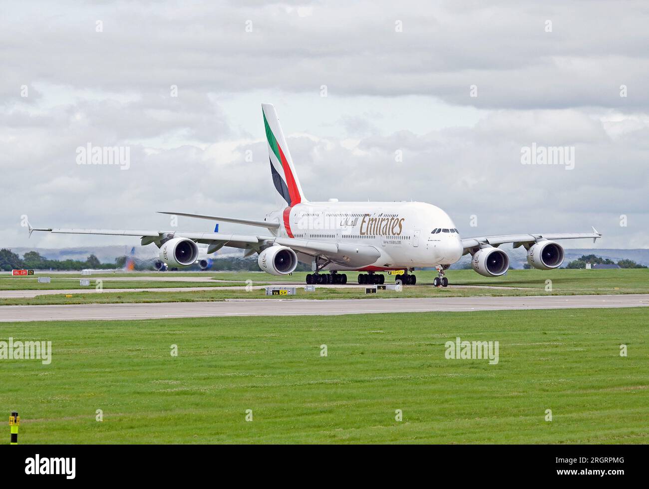 Largest commercial aircraft Banque de photographies et d’images à haute ...