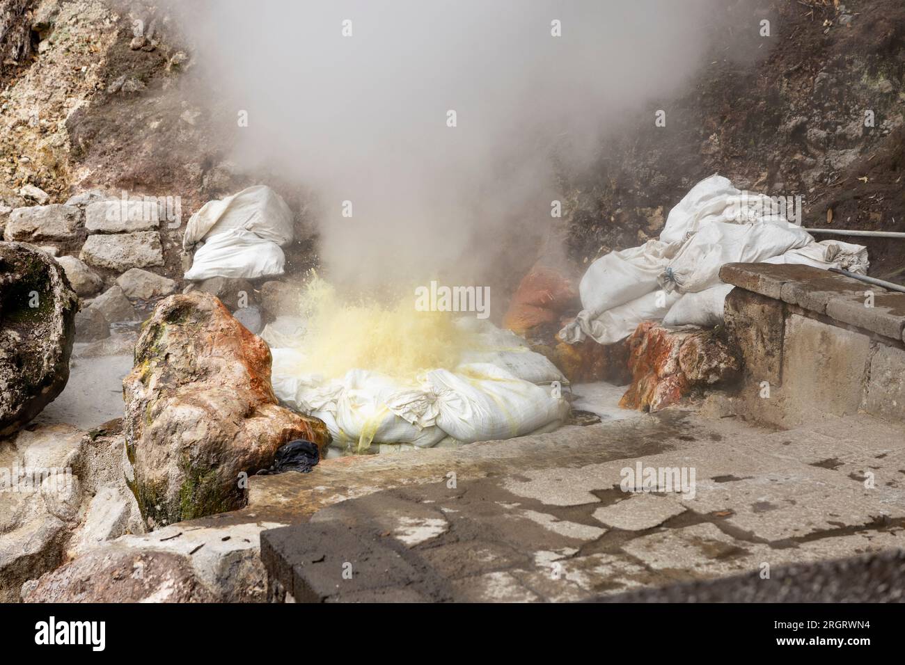 Cooking azores volcano Banque de photographies et d’images à haute ...
