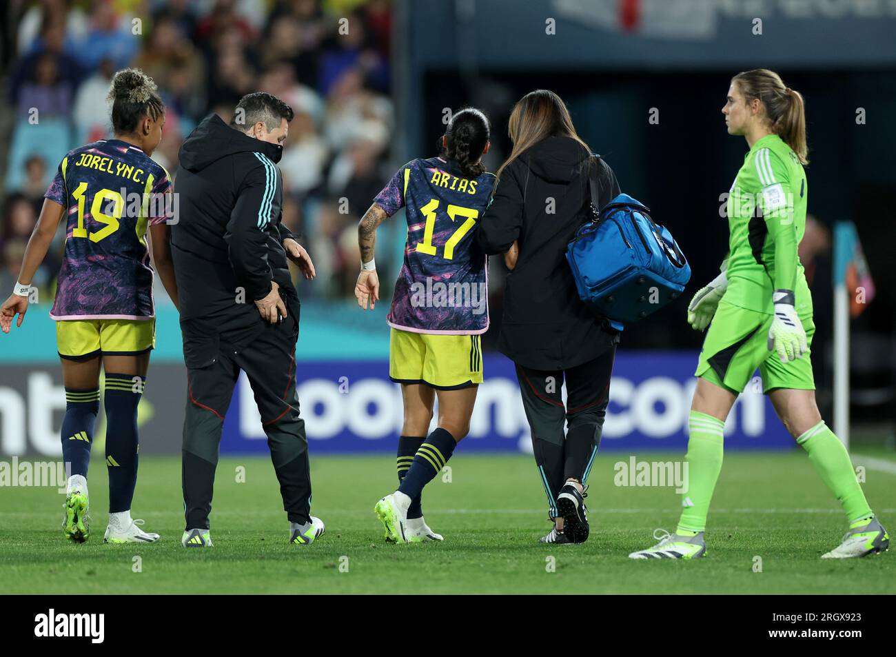 La colombienne Carolina Arias quitte le match avec une blessure lors du ...