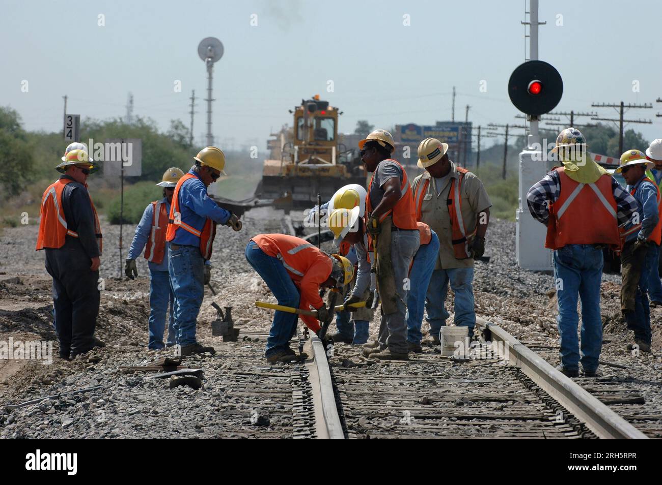 Railroad workers Banque de photographies et d’images à haute résolution ...