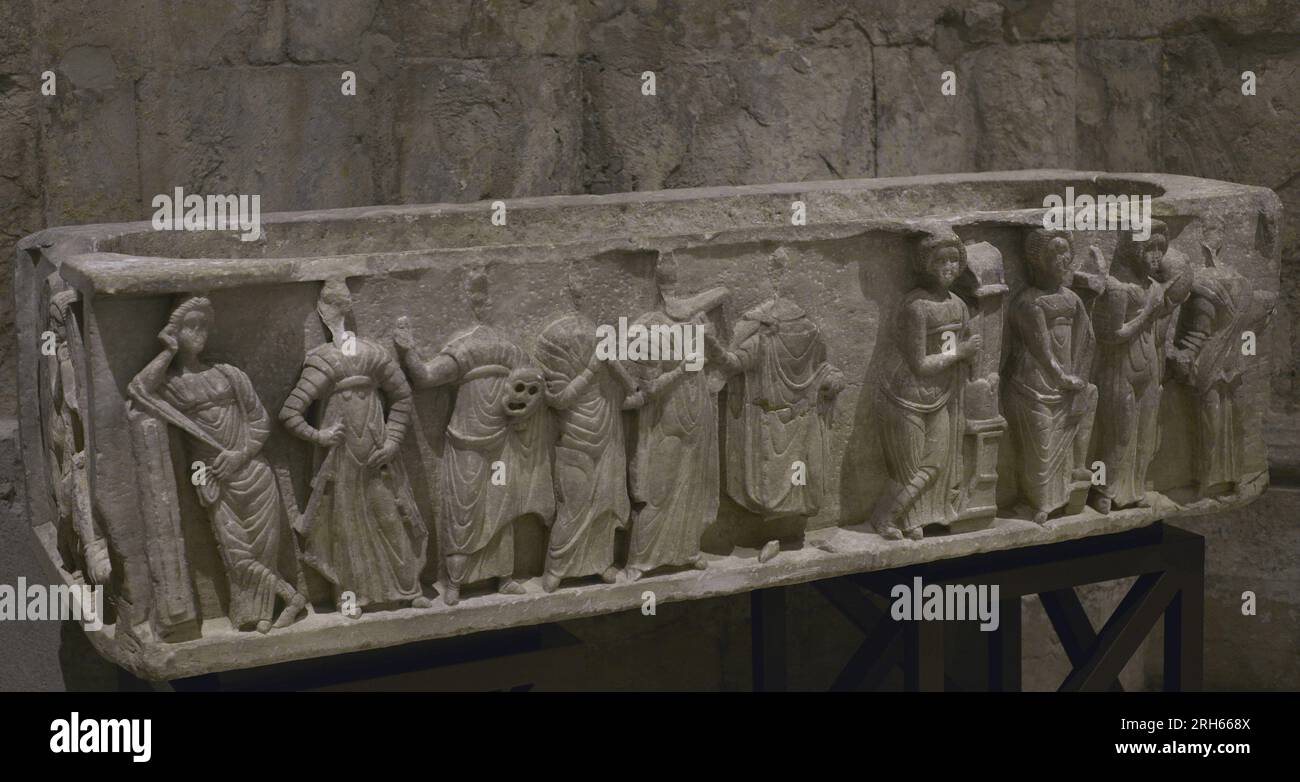 Sarcophagus roman shield Banque de photographies et d’images à haute ...