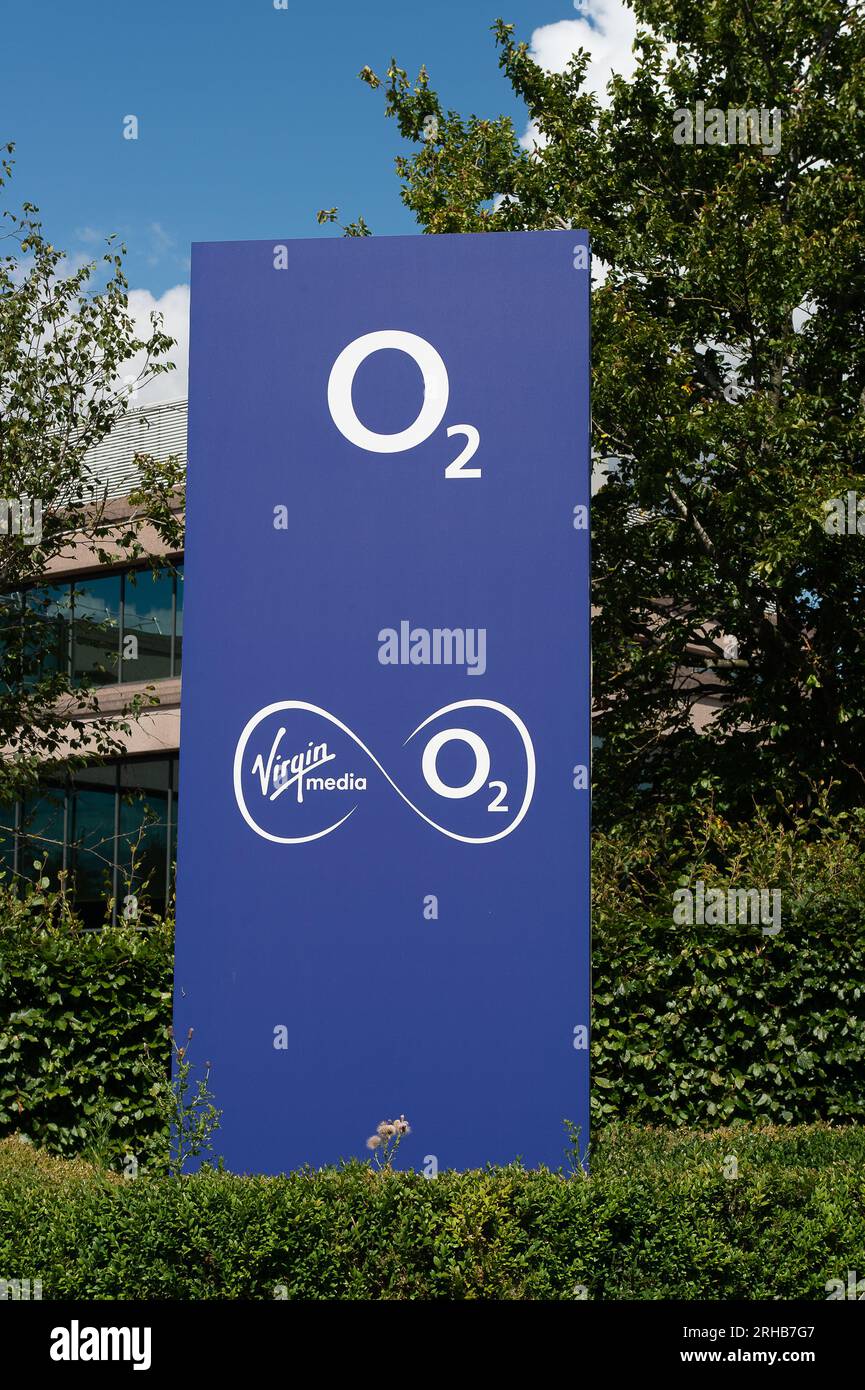 Slough, Berkshire, Royaume-Uni. Les bureaux de Virgin Media O2 sur l'A4 ...