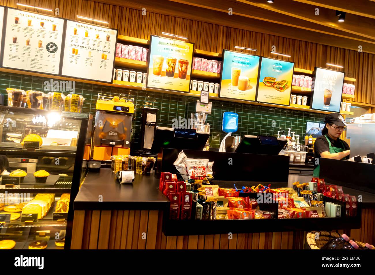 Mcdonalds cashier Banque de photographies et d’images à haute résolution - Alamy