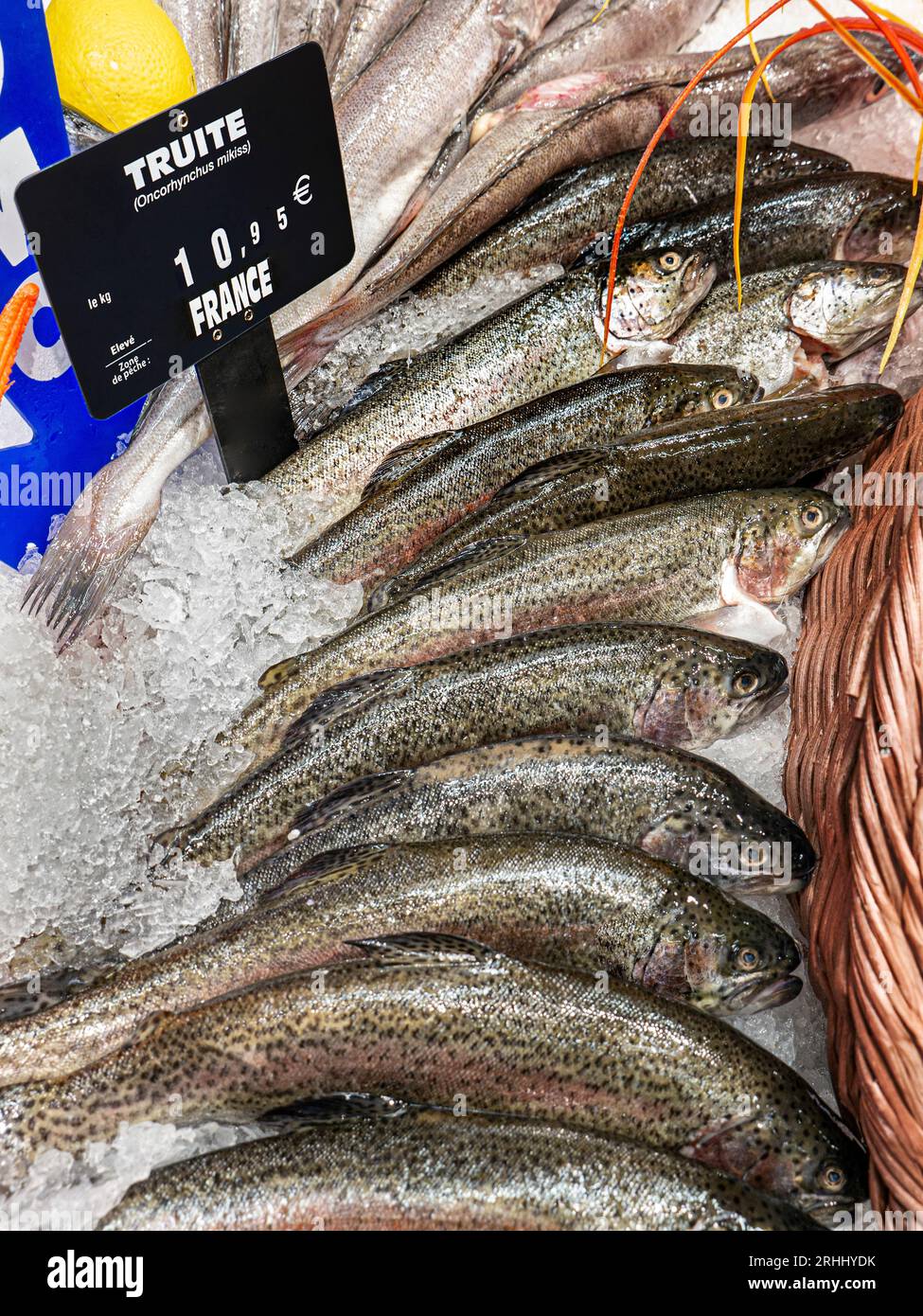 Présentoir de poissonnier bretagne Banque de photographies et d’images ...