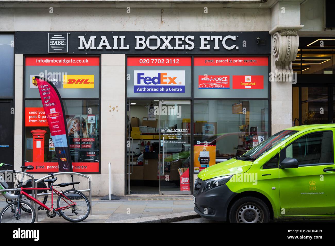 Mail boxes etc Banque de photographies et d’images à haute résolution - Alamy